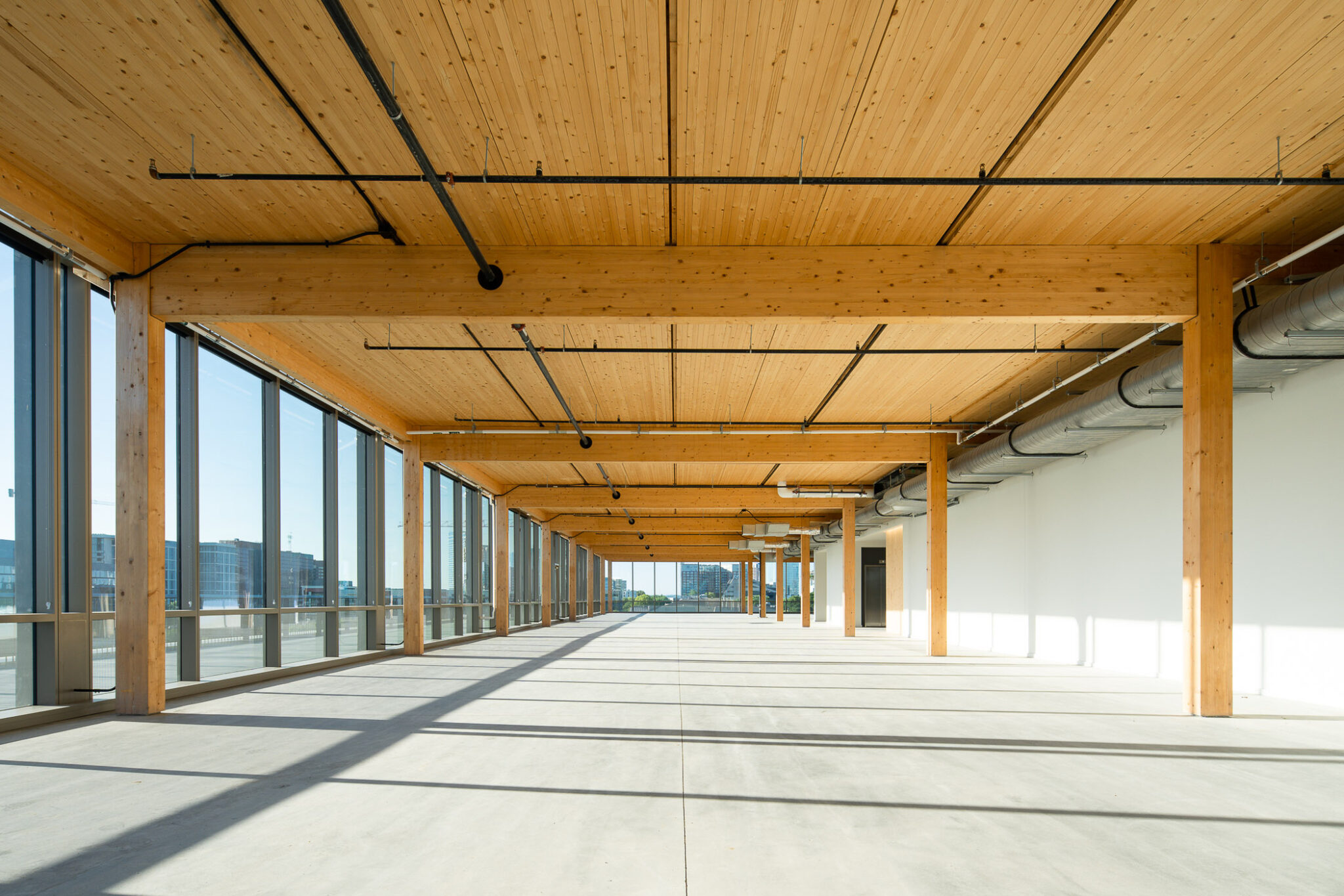Design Considerations for Horizontal Penetrations in Glulam Beams ...